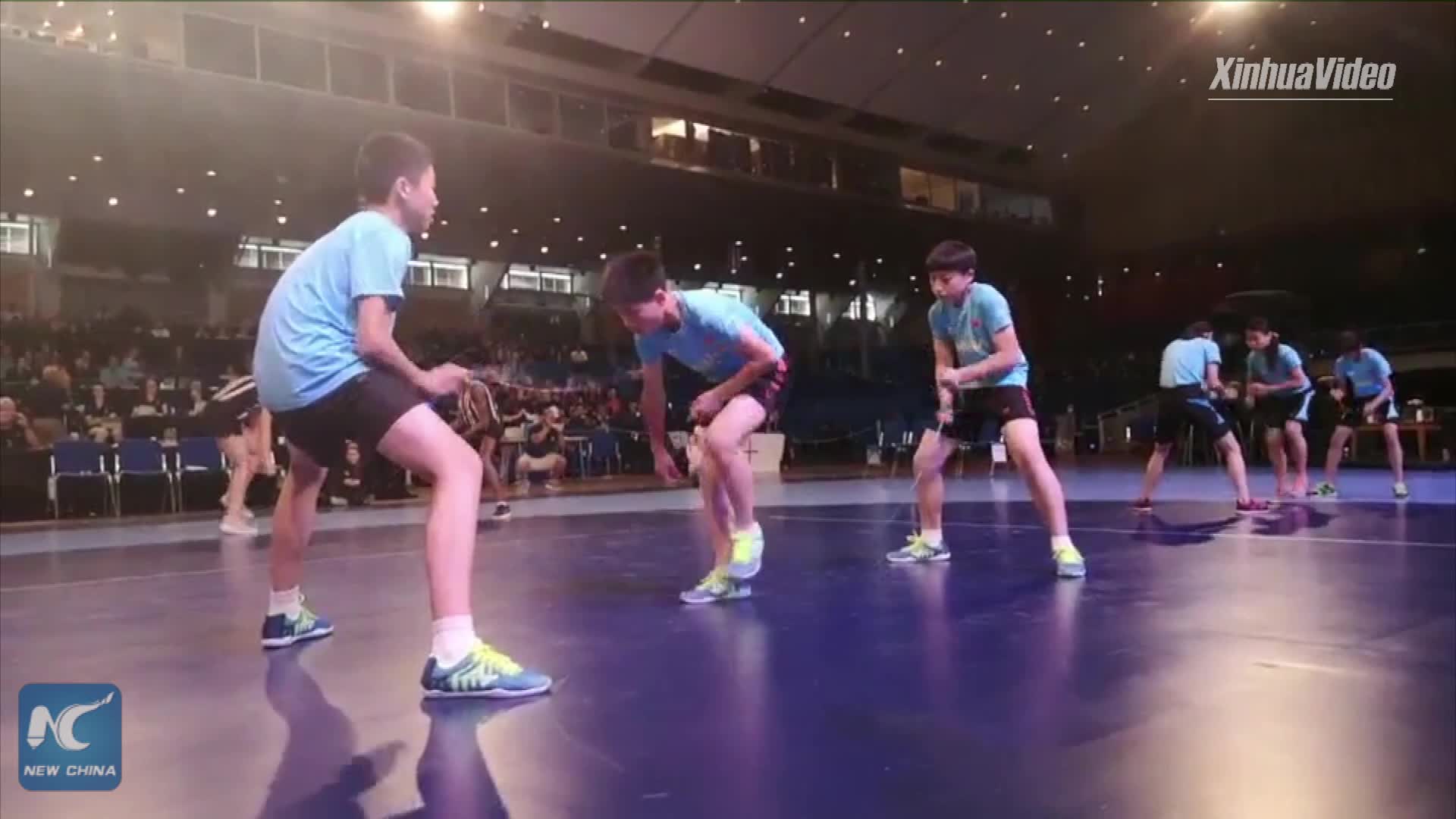 Chinese teenager breaks own world record in rope jumping-China Story